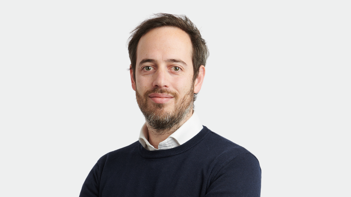 Jasper Thornton-Boelman | Investment Director | Parmenion